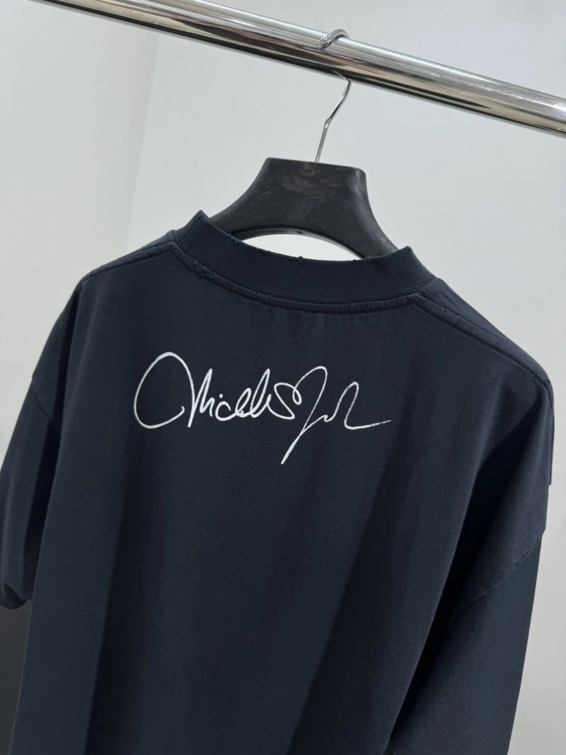 Genuine Unclassified Brand T-Shirts