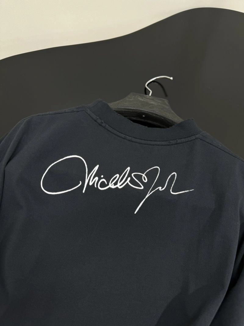 Genuine Unclassified Brand T-Shirts
