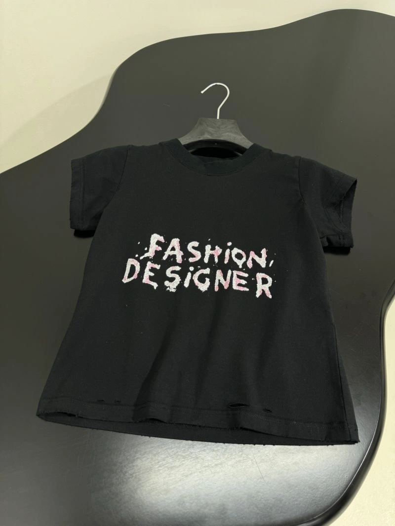 Low-cost Unclassified Brand T-Shirts