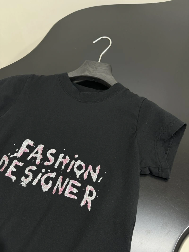 Low-cost Unclassified Brand T-Shirts