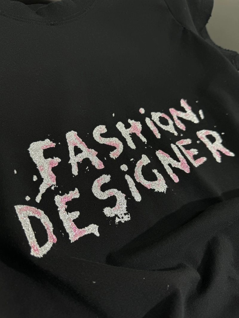 Low-cost Unclassified Brand T-Shirts