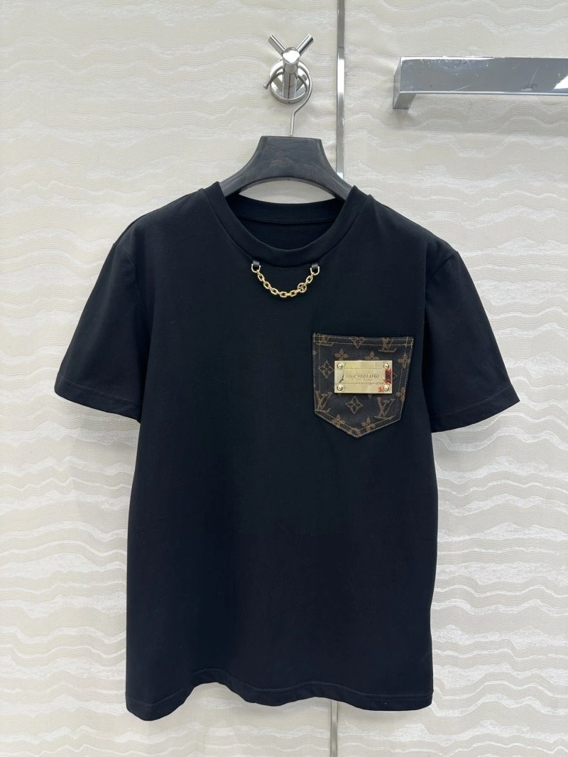 Unclassified Brand T-Shirts