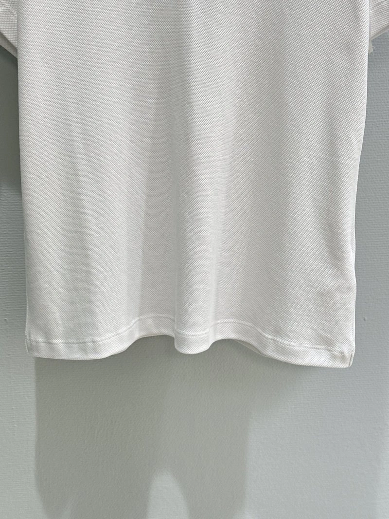 Cut-rate Unclassified Brand T-Shirts