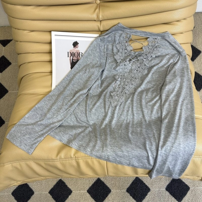 Unclassified Brand T-Shirts