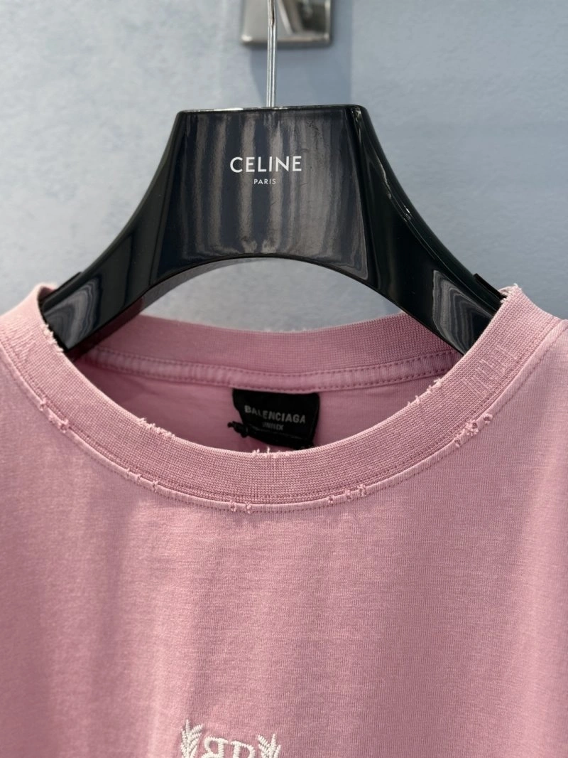 Real Unclassified Brand T-Shirts