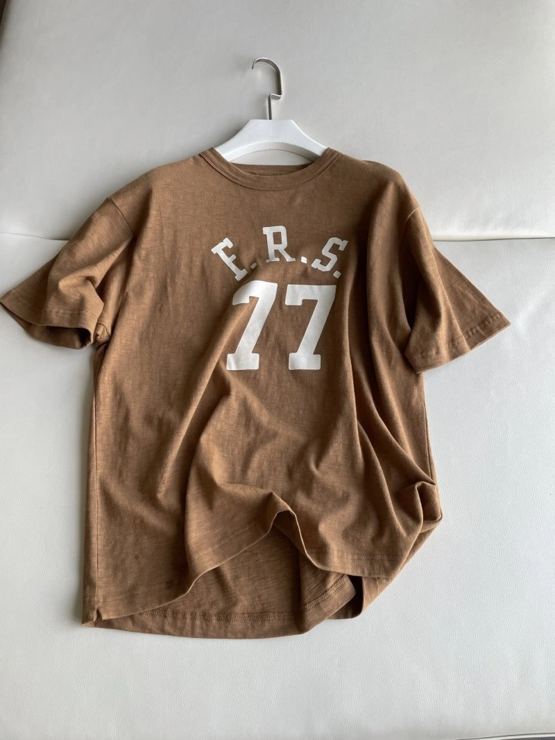 Unclassified Brand T-Shirts