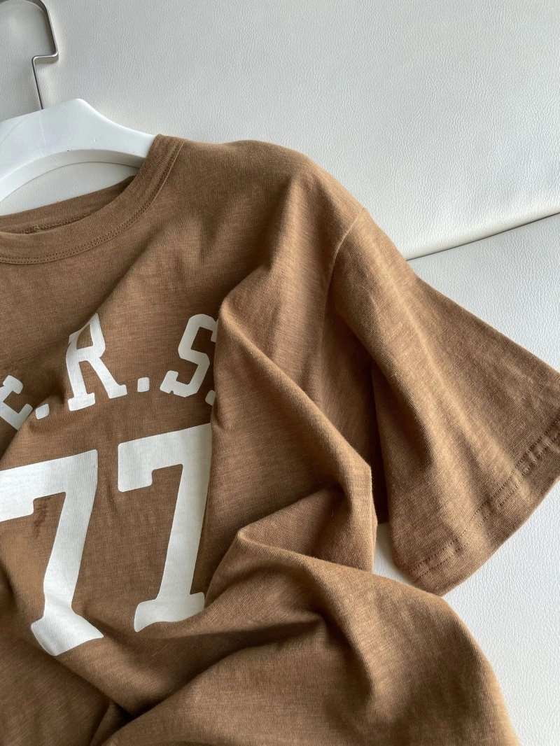 Real Unclassified Brand T-Shirts