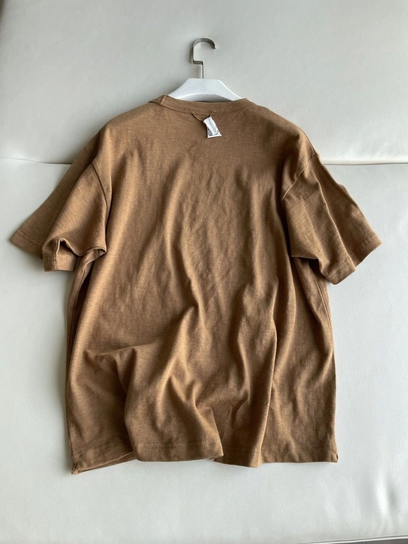 Real Unclassified Brand T-Shirts