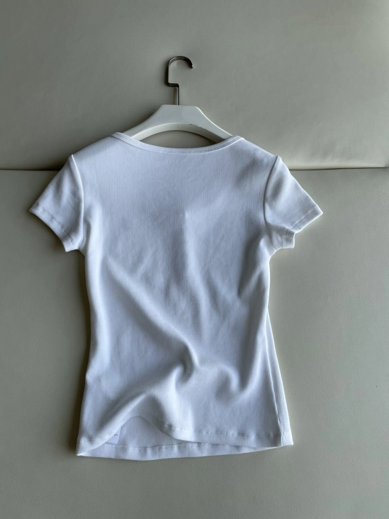 Affordable Unclassified Brand T-Shirts