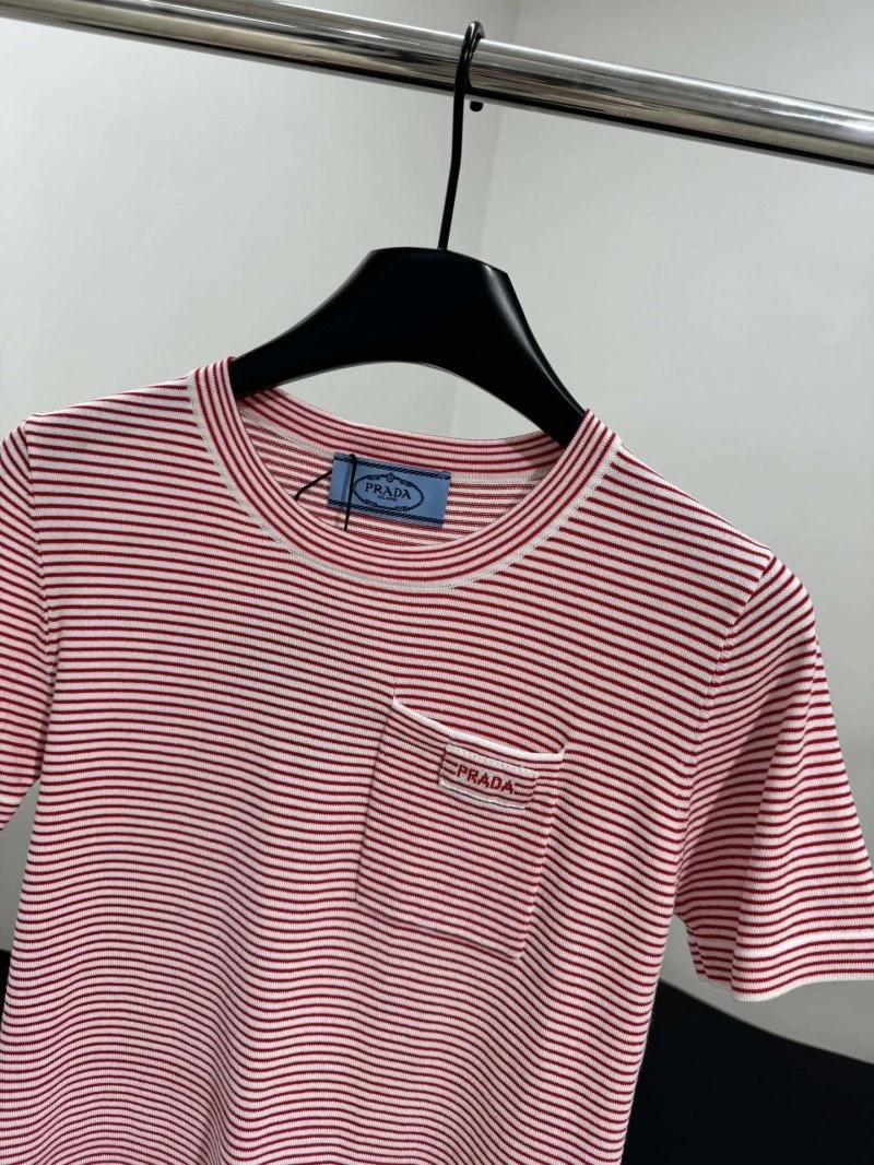 Indistinguishable Unclassified Brand T-Shirts