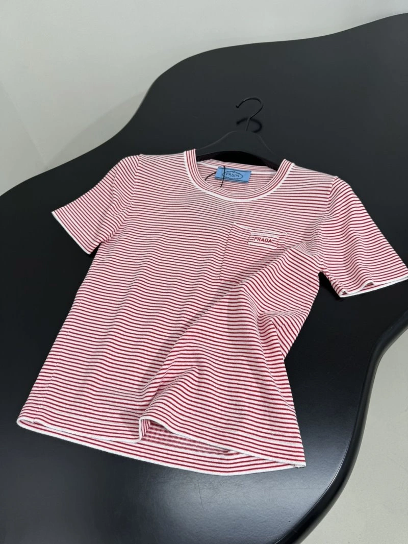 Indistinguishable Unclassified Brand T-Shirts