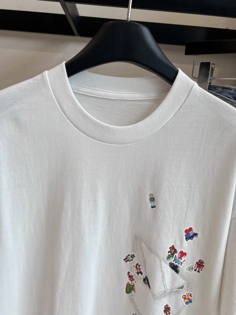 Affordable Unclassified Brand T-Shirts
