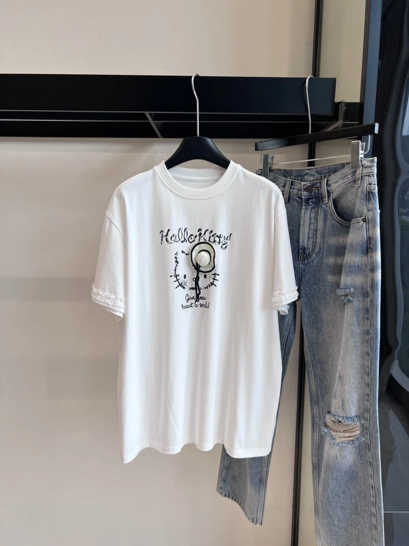 Unclassified Brand T-Shirts