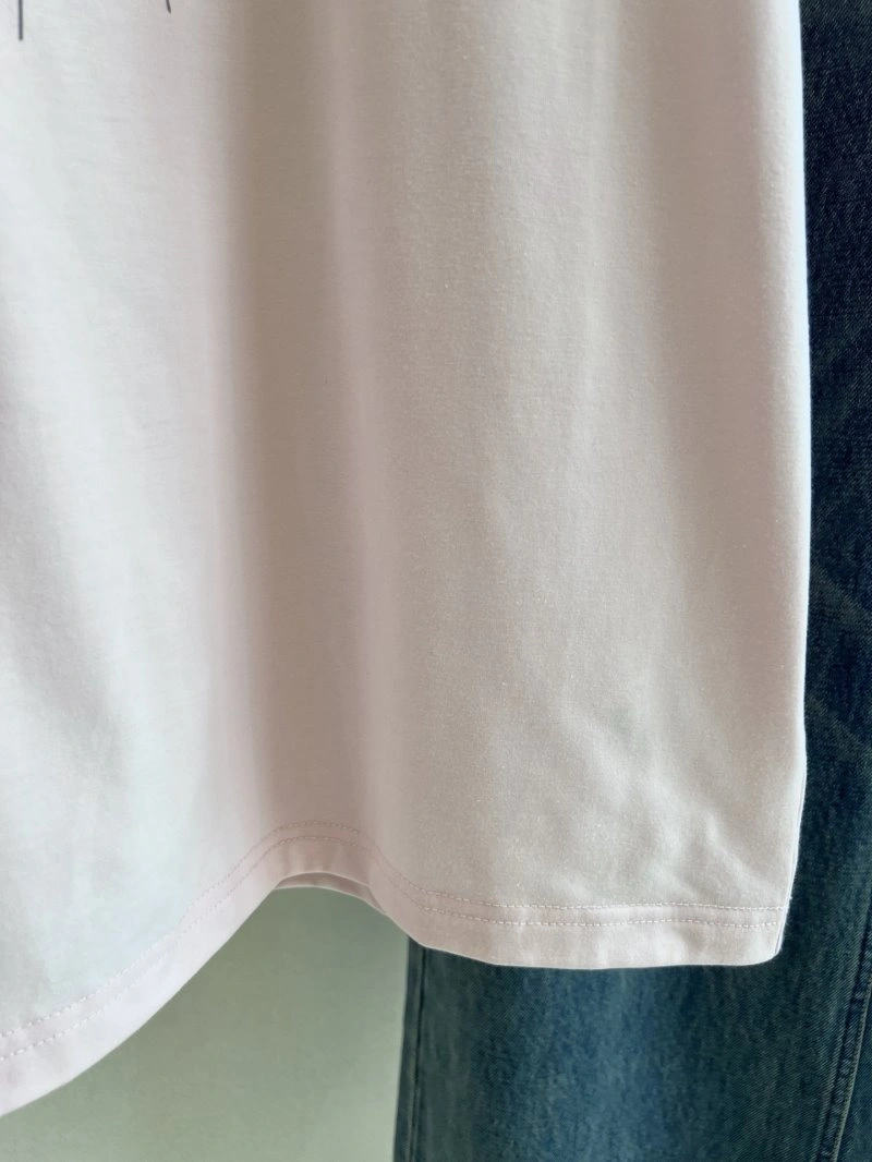 Authentic Unclassified Brand T-Shirts