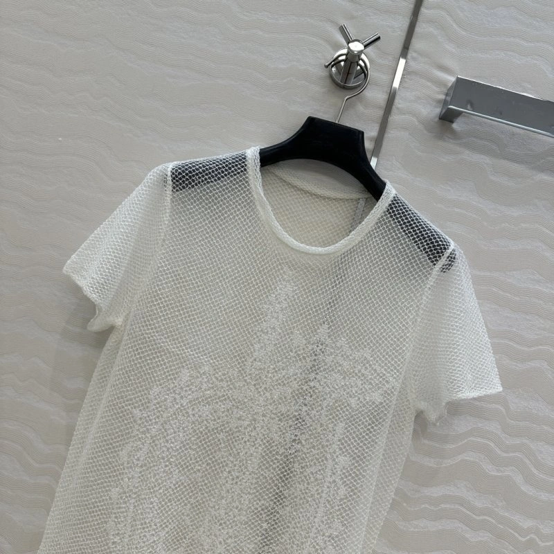 Affordable Unclassified Brand T-Shirts