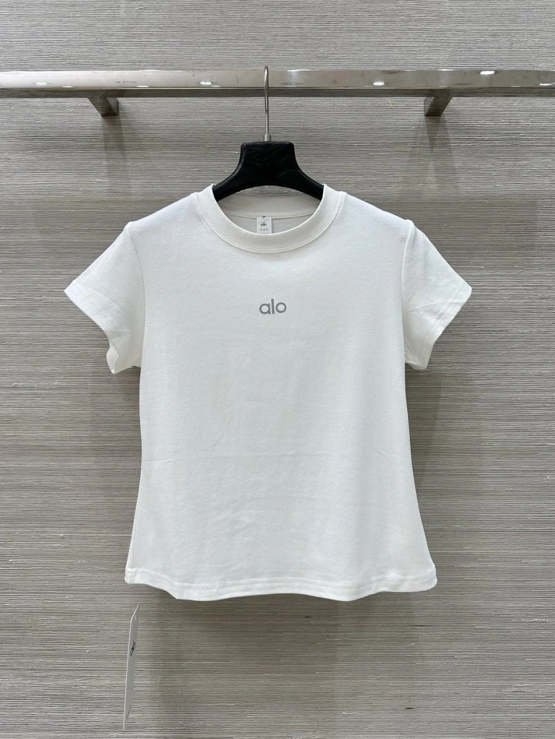 Unclassified Brand T-Shirts