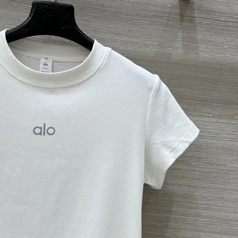 Authentic Unclassified Brand T-Shirts