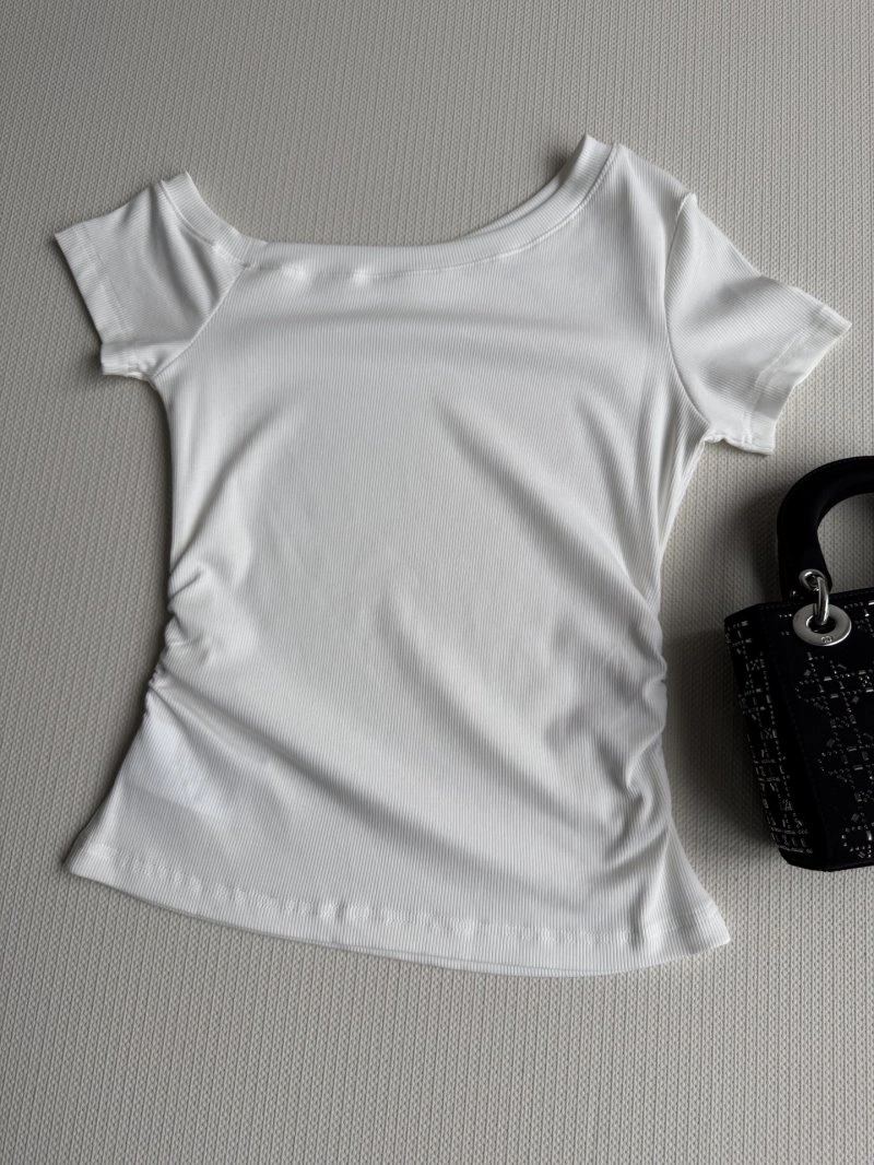 Unclassified Brand T-Shirts