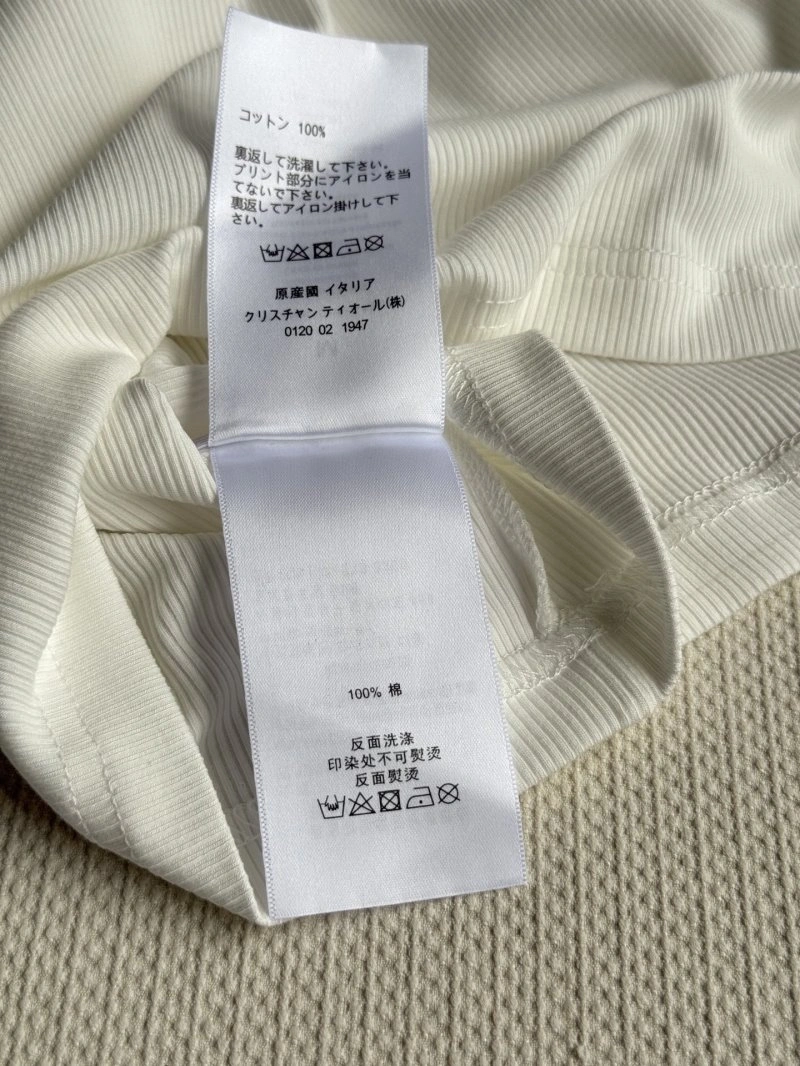 Top mirror Unclassified Brand T-Shirts