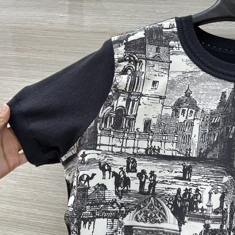 Real Unclassified Brand T-Shirts