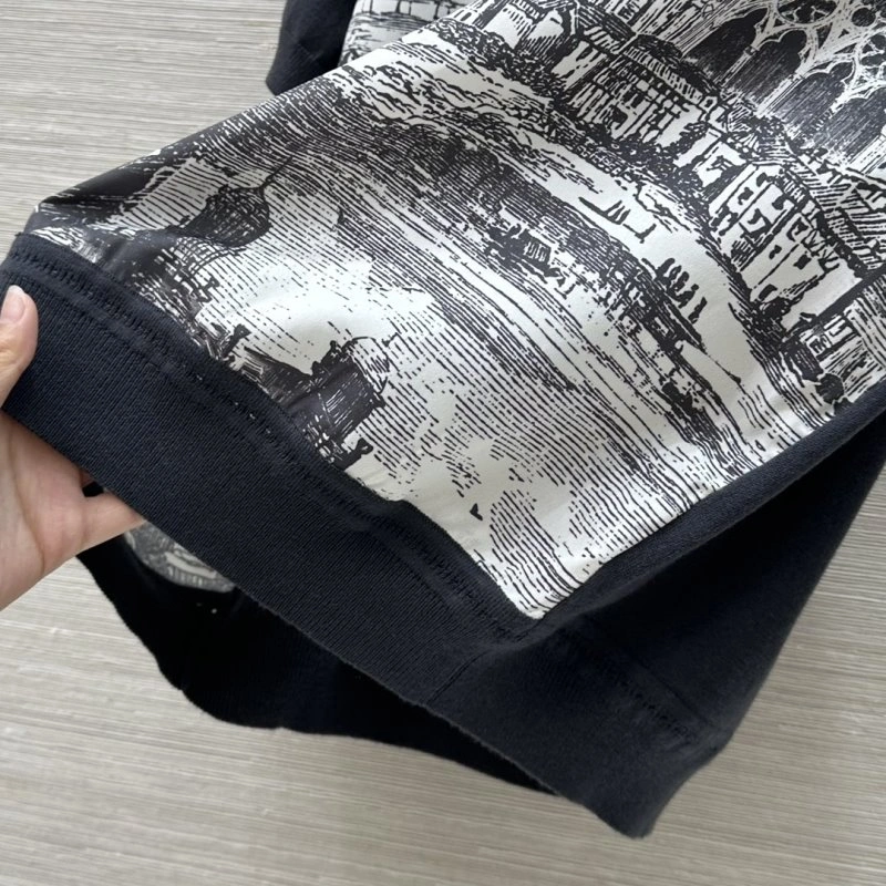 Real Unclassified Brand T-Shirts