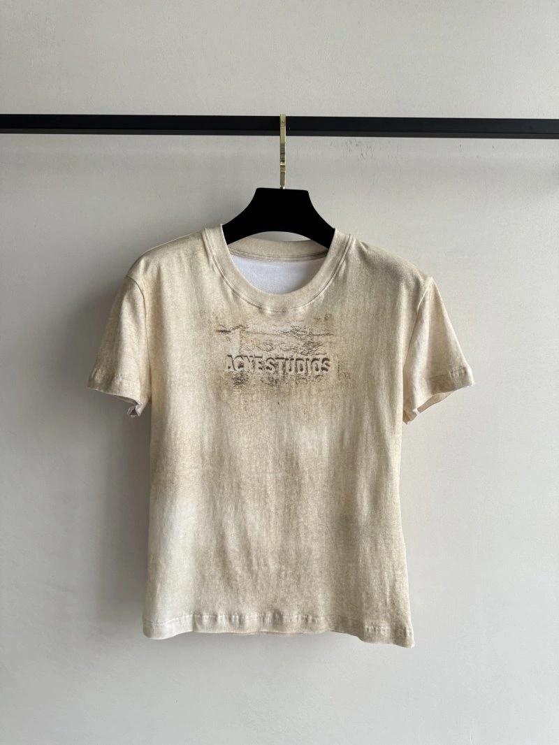 Unclassified Brand T-Shirts