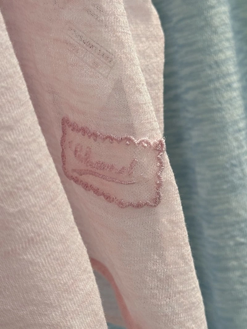Cut-rate Unclassified Brand T-Shirts