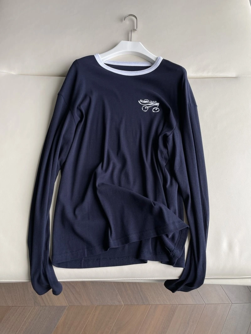 Unclassified Brand T-Shirts