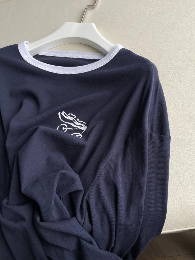Precise copy Unclassified Brand T-Shirts
