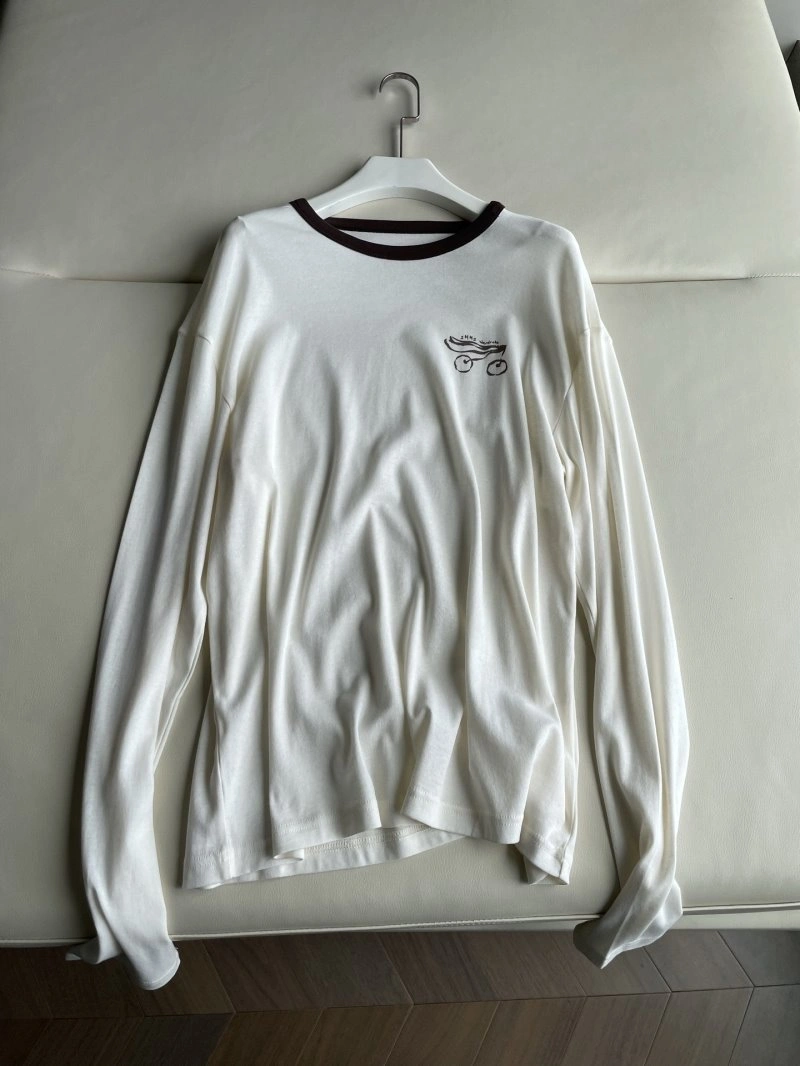 Unclassified Brand T-Shirts