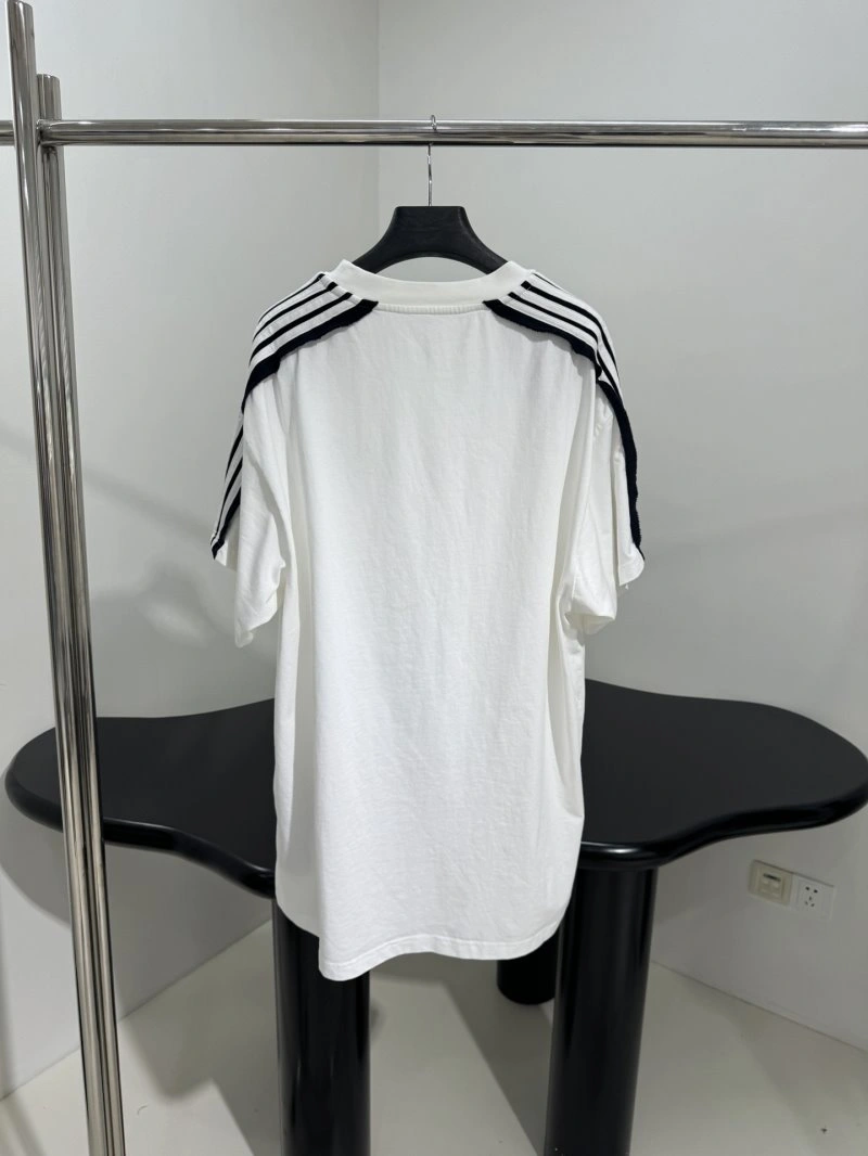 High fidelity Unclassified Brand T-Shirts