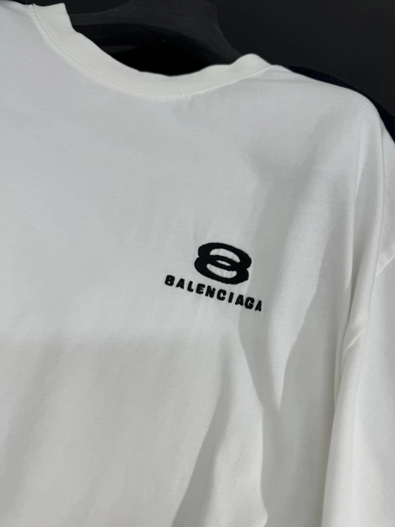 High fidelity Unclassified Brand T-Shirts