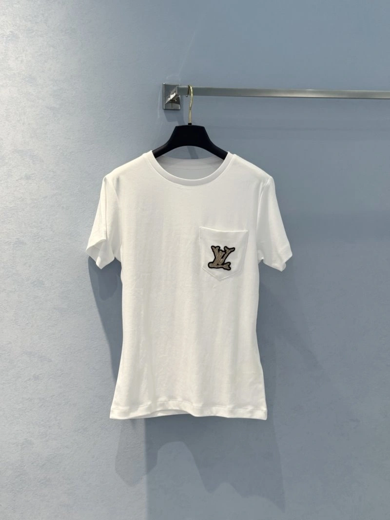Unclassified Brand T-Shirts