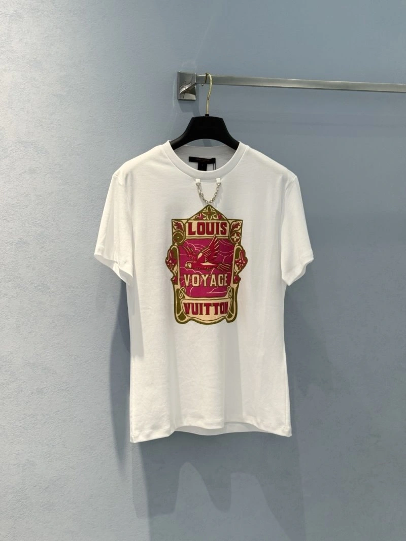 Unclassified Brand T-Shirts