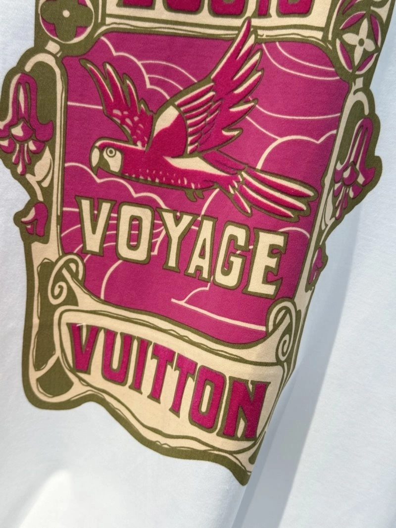 High fidelity Unclassified Brand T-Shirts
