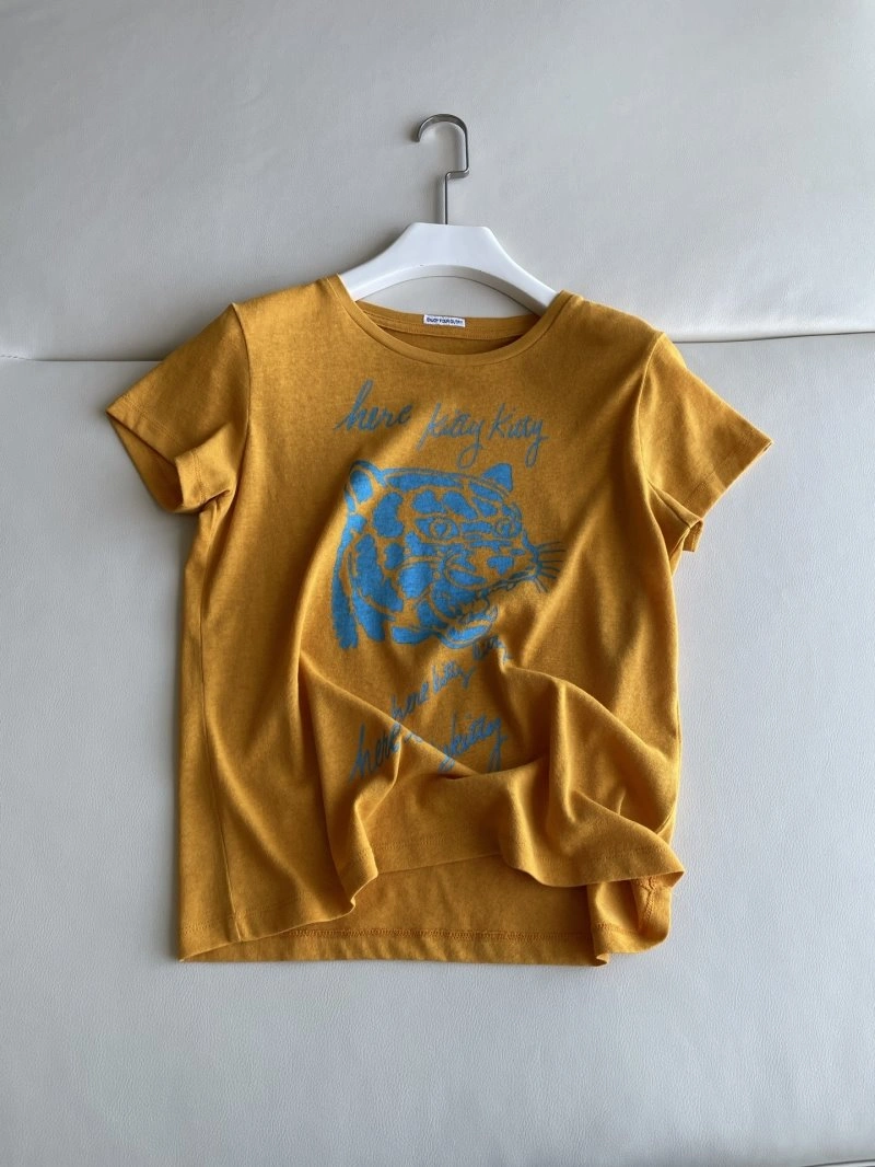 Unclassified Brand T-Shirts