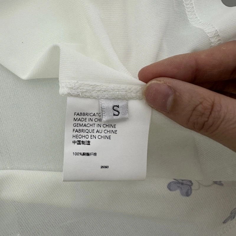 Inexpensive Unclassified Brand T-Shirts