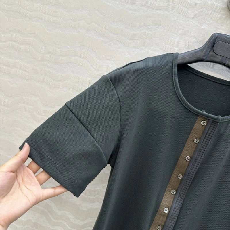 Inexpensive Unclassified Brand T-Shirts