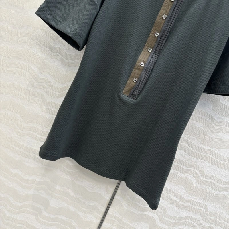 Inexpensive Unclassified Brand T-Shirts