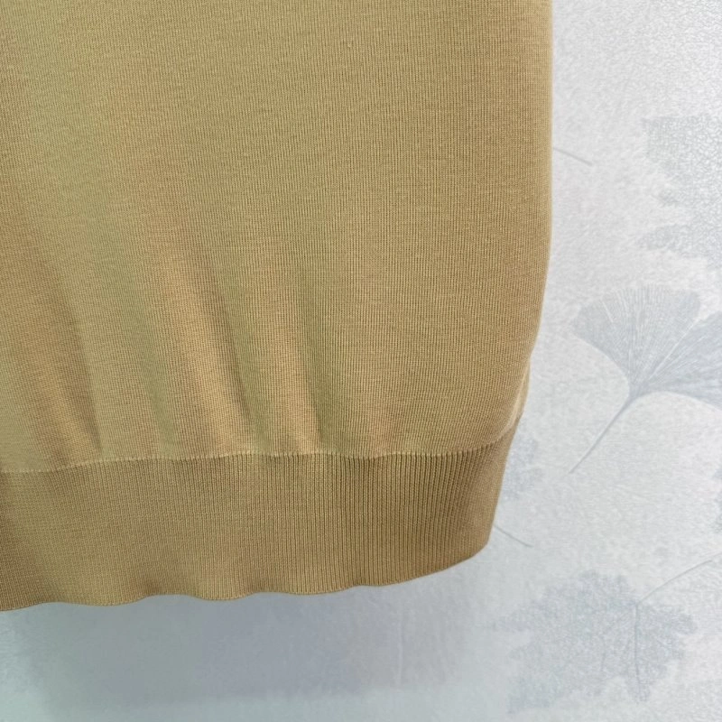 Discounted Unclassified Brand T-Shirts