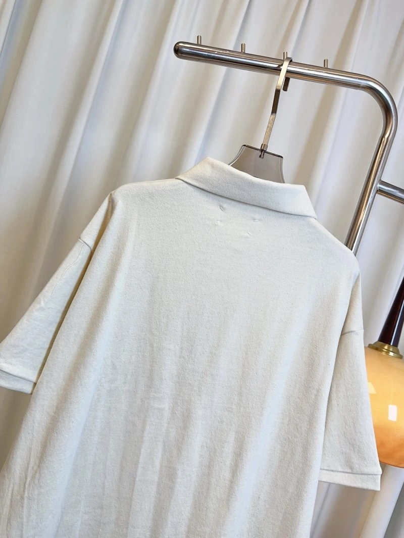 Discounted Unclassified Brand T-Shirts