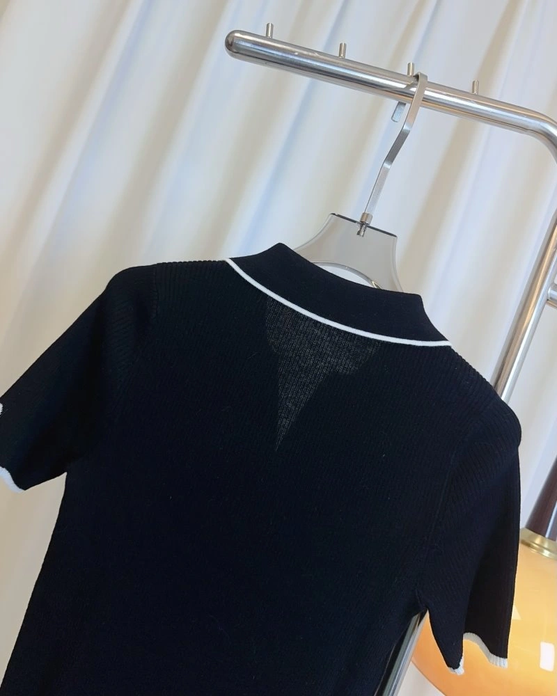 Affordable Unclassified Brand T-Shirts