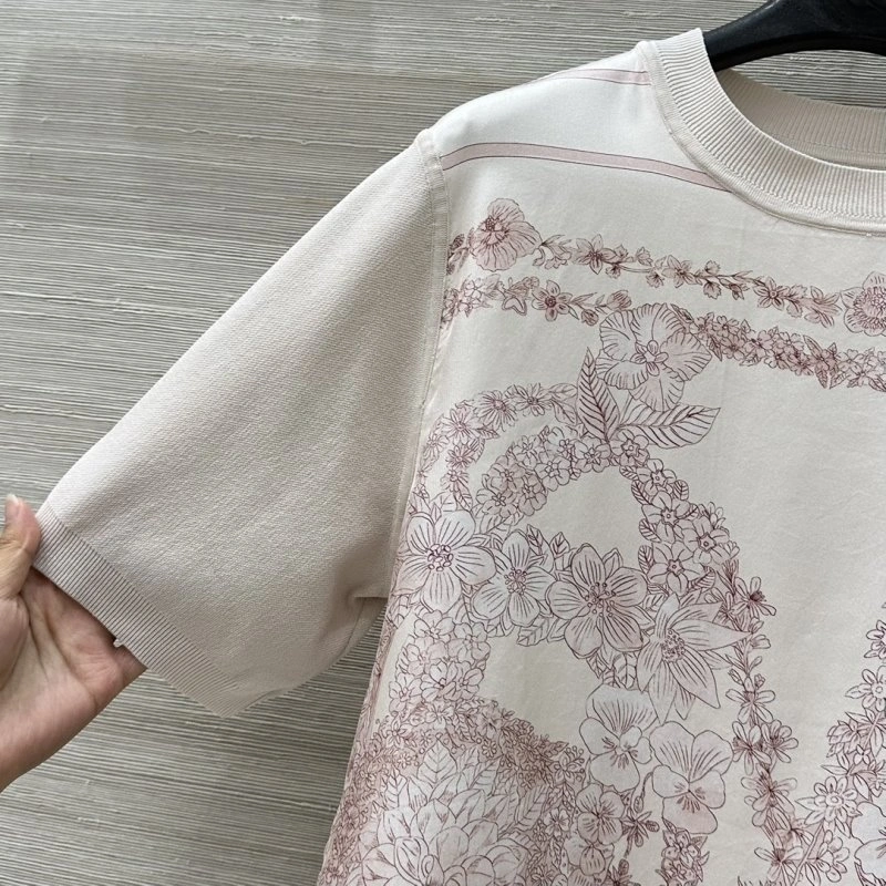 Affordable Unclassified Brand T-Shirts