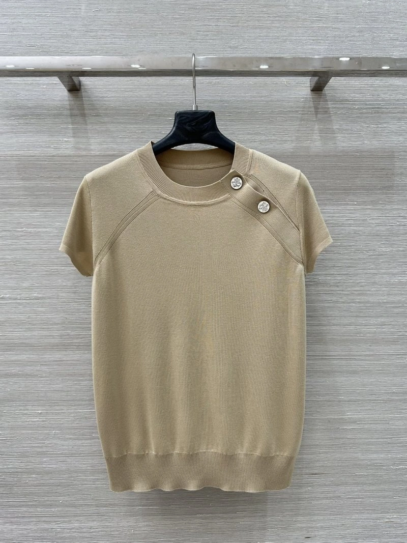 Unclassified Brand T-Shirts