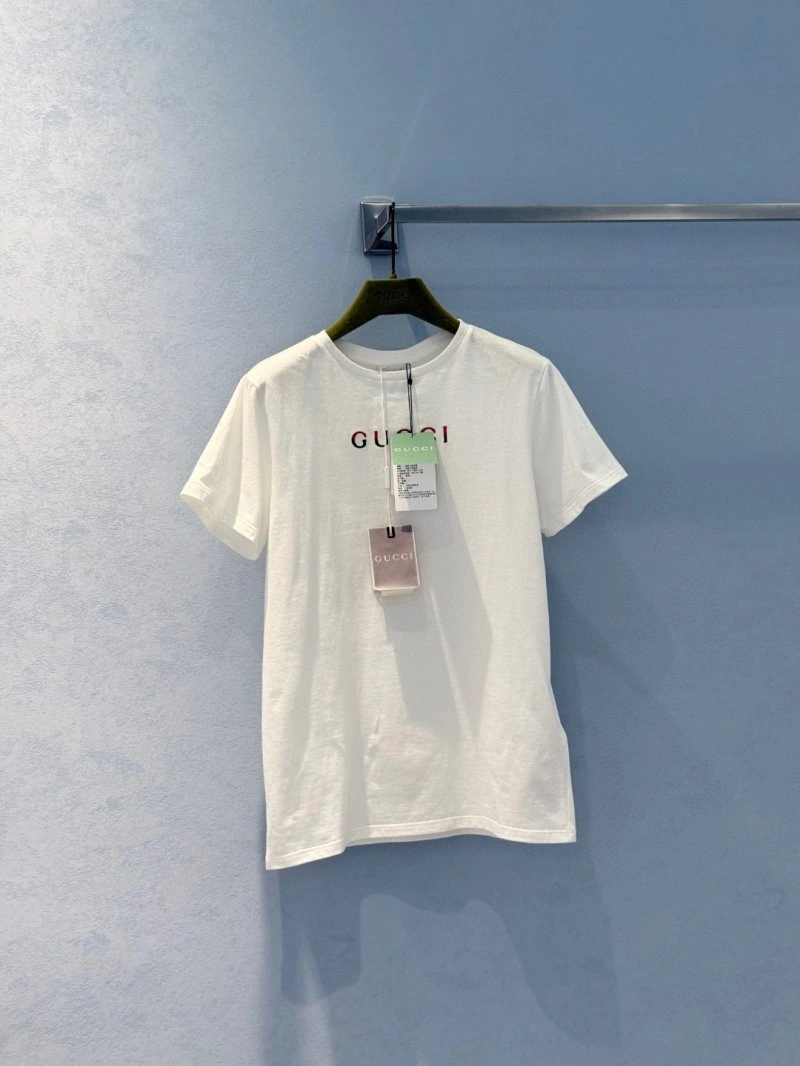Affordable Unclassified Brand T-Shirts