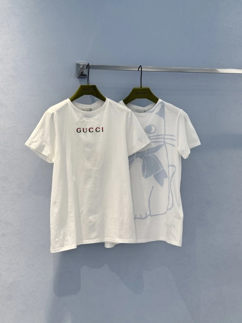 Affordable Unclassified Brand T-Shirts