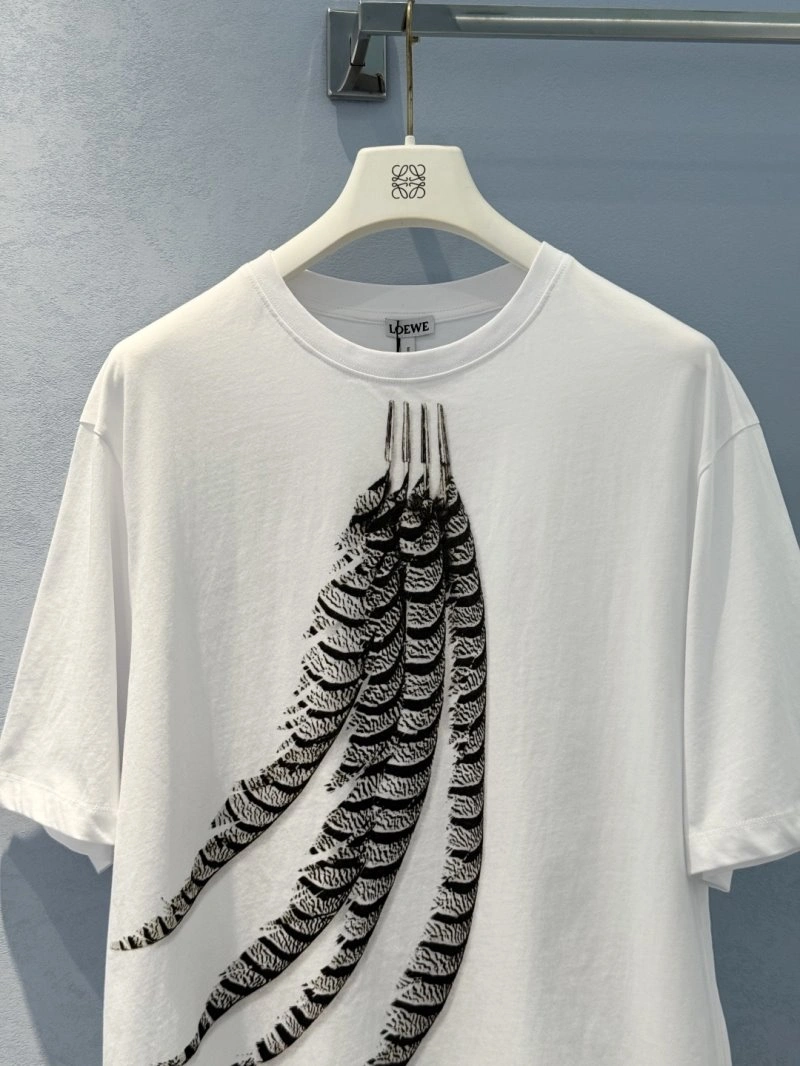 Real Unclassified Brand T-Shirts