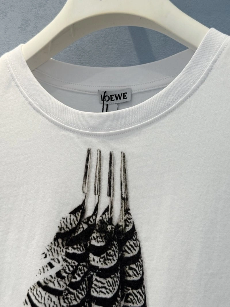 Real Unclassified Brand T-Shirts
