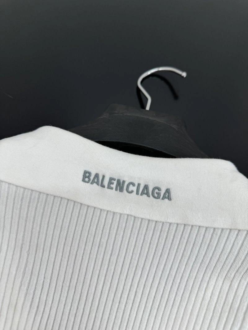 High fidelity Unclassified Brand T-Shirts