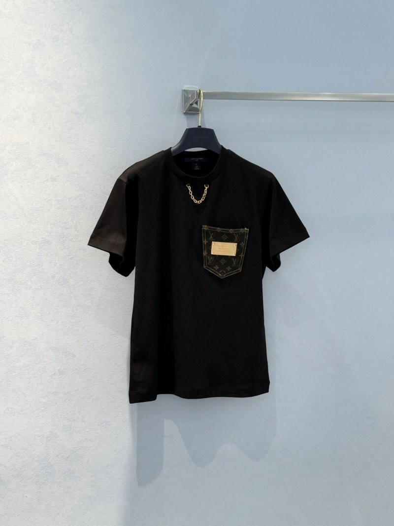 Unclassified Brand T-Shirts